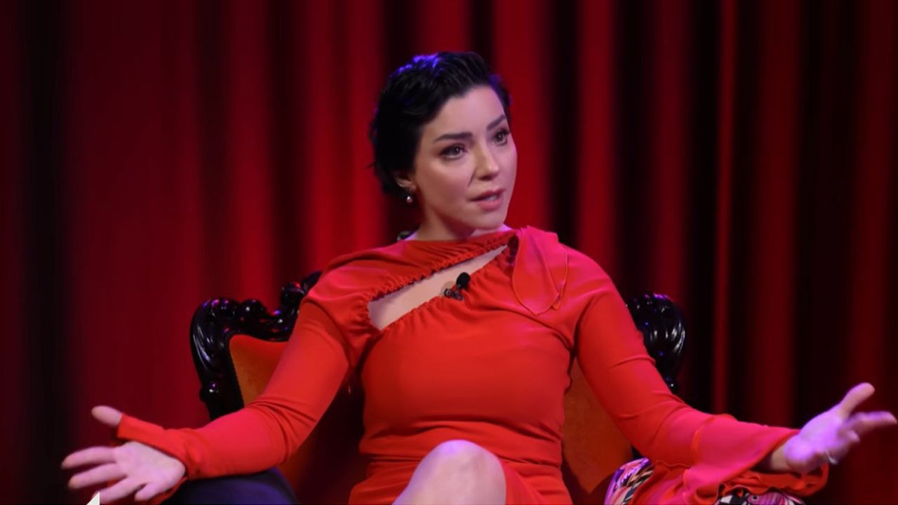 Merve Boluğur: Geyşa olmayı seviyorum, bıraksan ayağını bile yıkarım