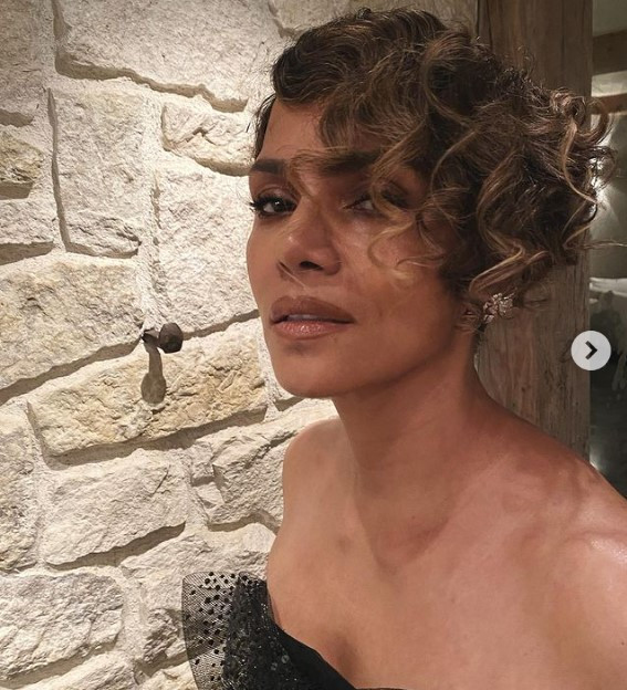 50 yaş üstü ünlülerden 12 şık saç modeli fikri