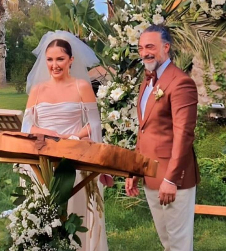Oyuncu Selim Bayraktar ile Emel Karaköse evlendi