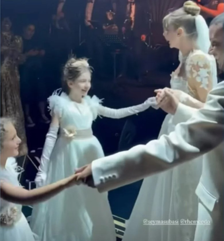 Şeyma Subaşı Fas'ta 2 gün süren düğün yaptı