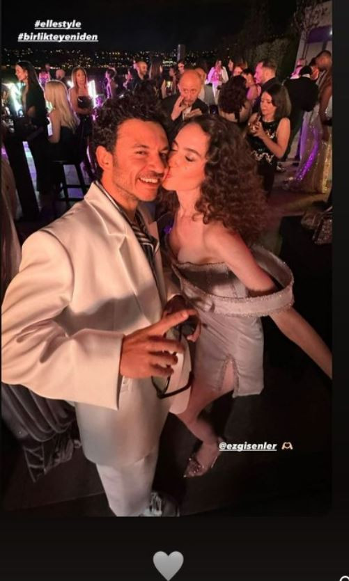 Şarkıcı Buray ve oyuncu Ezgi Şenler ilişkilerini ilan etti